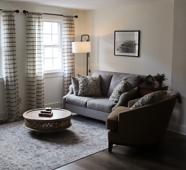 Historic Clarence Hollow Apt - Akron, NY