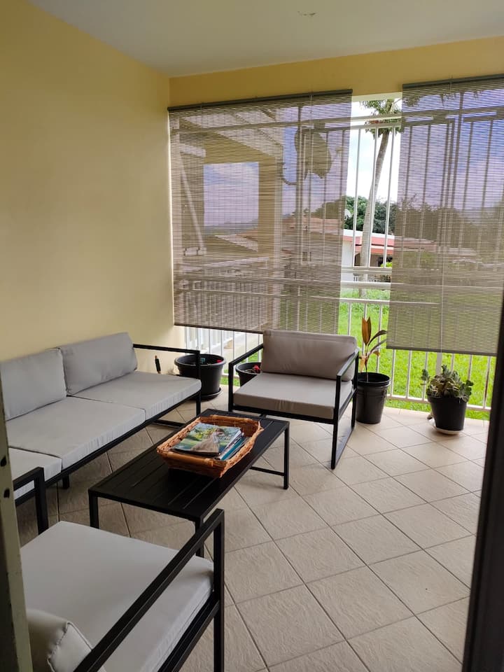 Appartement Grand T2 Rdc Acajou - Martinica