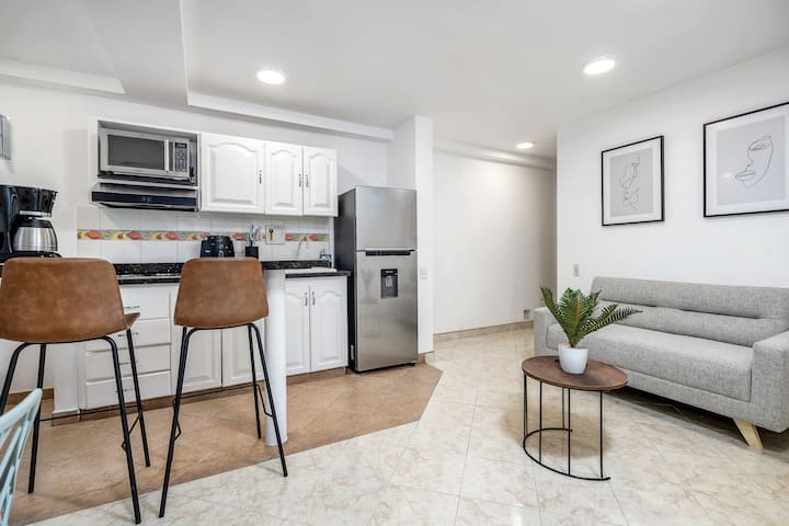 2 Br Cozy & Central Located Apt In Laureles / 504 - Medellín