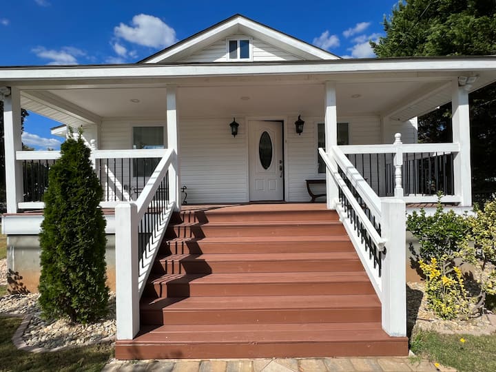 Comfortable House - Piedmont, SC