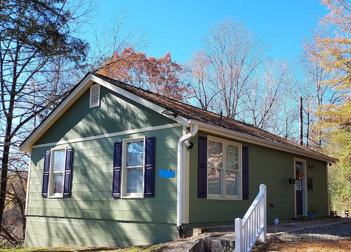 The Carriage House - Brevard, NC