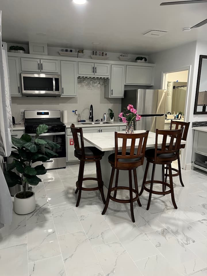 La Casita Inn Immaculate Property - Chula Vista, CA