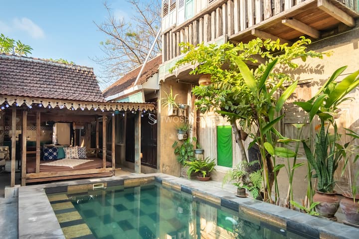 5br Wooden Pool Villa • Near Nusa Dua Beach - Sanur