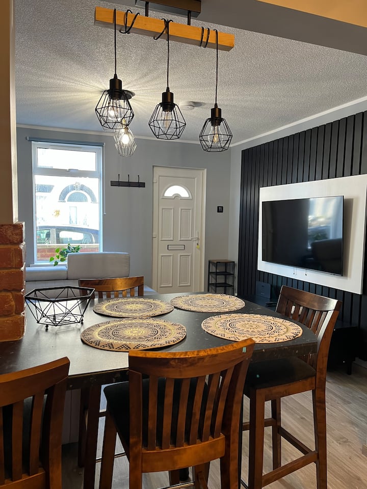 Urban House Overlooking The City - Great Yarmouth