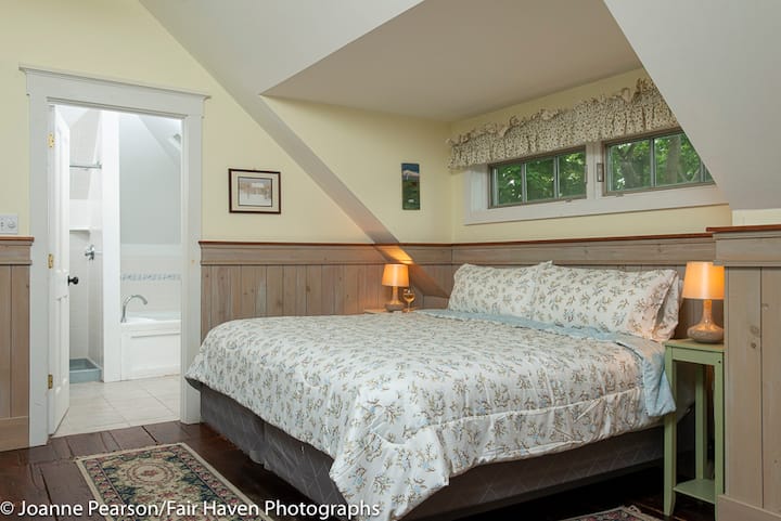 Thornton Burgess Room - Sandwich, MA