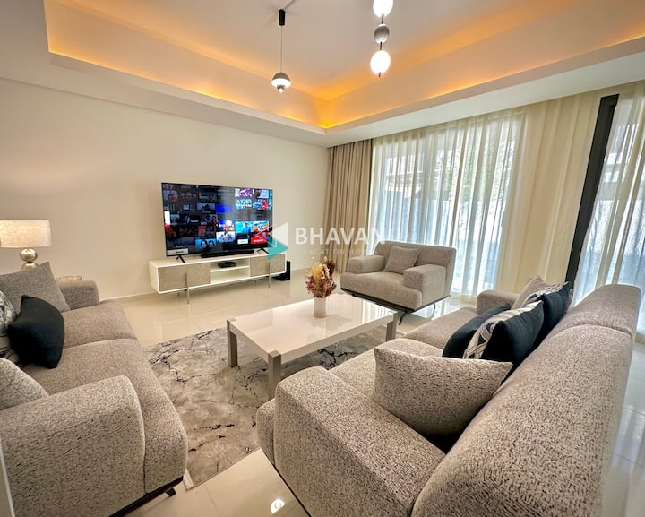 Elegant & Spacious 4br Villa In Damac Hills 2 - 두바이