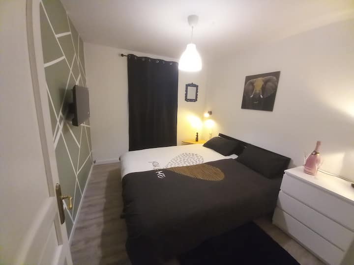 Chambre Chez L'habitant Avec Tv Connecte Netfix - Châteauneuf-du-Pape