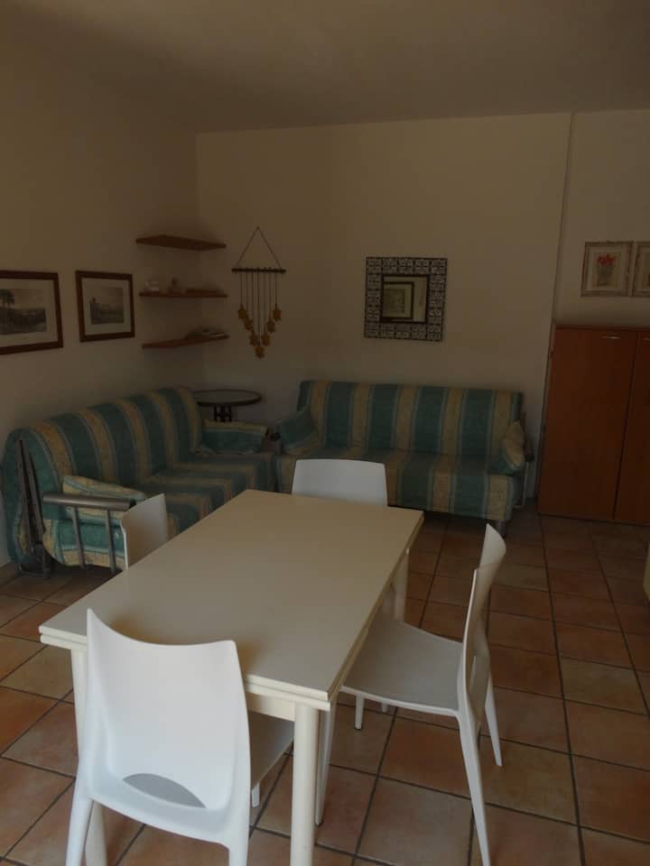 Appartamento In Affitto - Castellaneta Marina