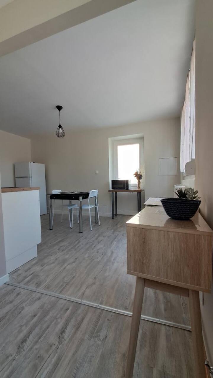Logement Indépendant, 2 Pers - Troyes