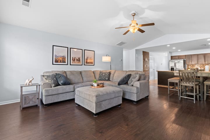 A Cozy & Quiet 3/2 Near Downtown Lexington! - Kentucky