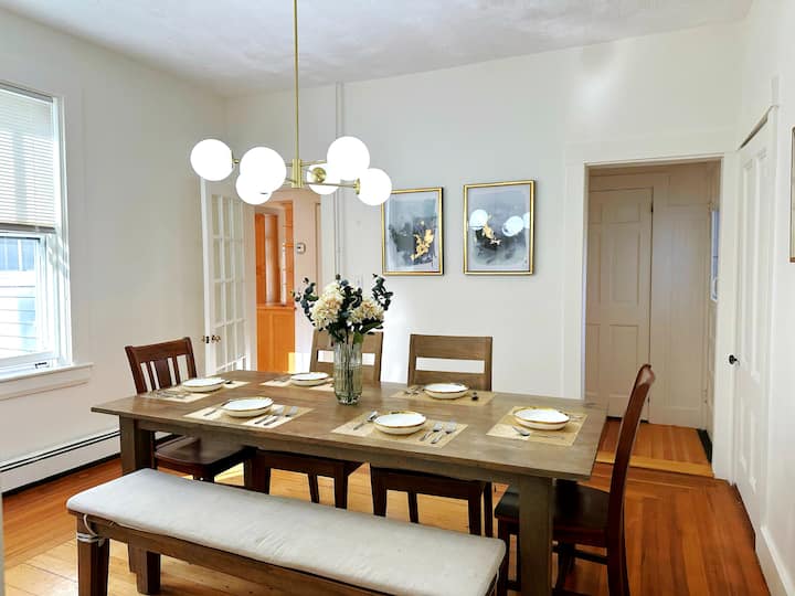 Old Charm With Modern Comfort Near Boston City - Concord, MA