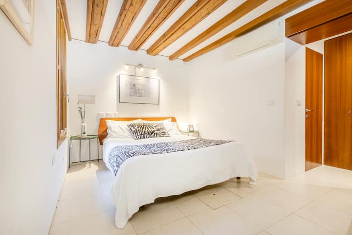 Accessible Groundfloor Near Station | Ca Rezzonico - Venice