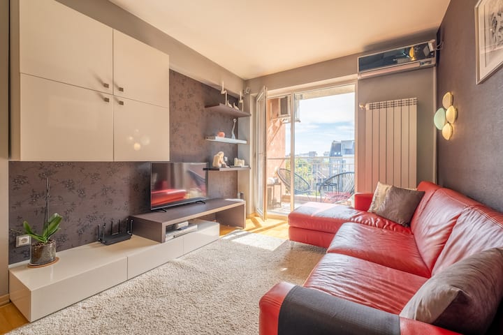 Ilonka's Home | 1 Bdr With Workspace And Terrace - Sofia