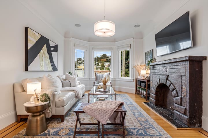 Modern Comfort: Noe Valley Edition - San Francisco, CA