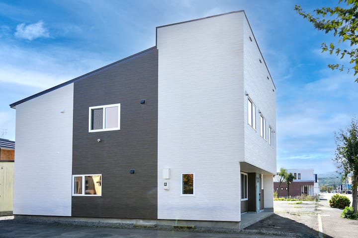 Furano Sky White - Furano