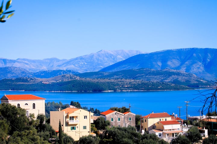 Baker's House: Two-bedroom Seaview Bliss Apartment - Kalami