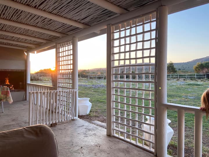Lovely Quaint Farm Cottage - Albertinia