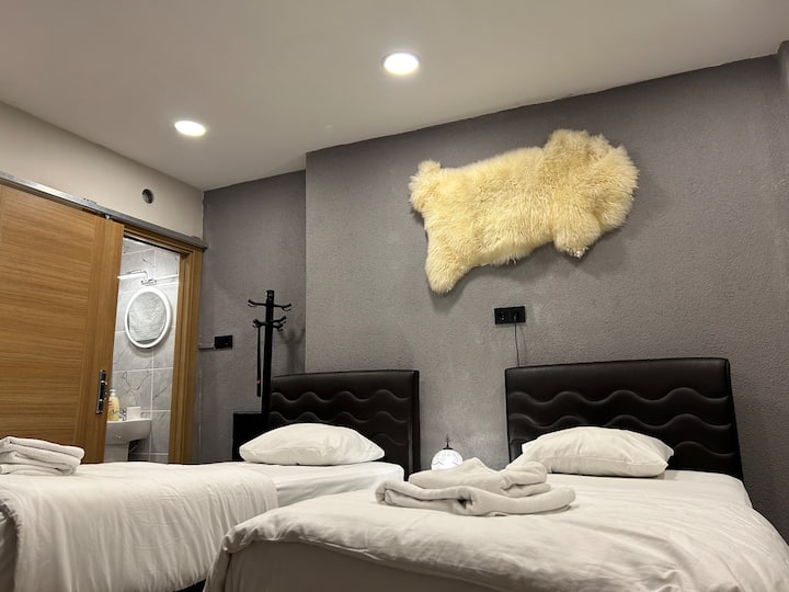 Double Room With Private Bath - İstanbul