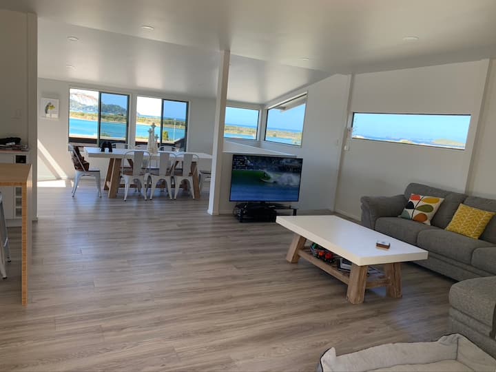 Escape To The Beach - Tutukaka