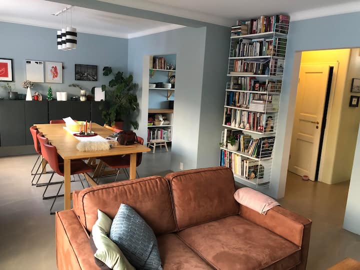 Family House With Garden Close To The City - Reykjavik