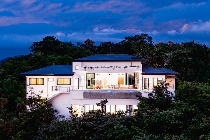 Luxury Ocean View Retreat Hot Tub & Fitness Room - Costa Rica