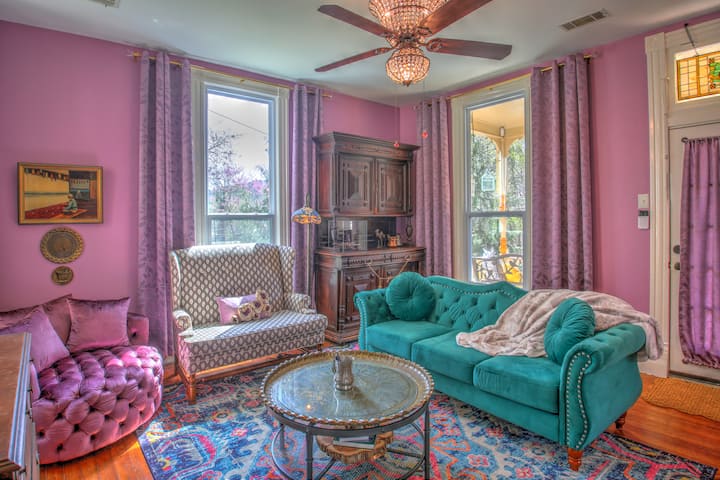 Enchanting 1901 Victorian + Walk To Bathouse Row! - Hot Springs, AR