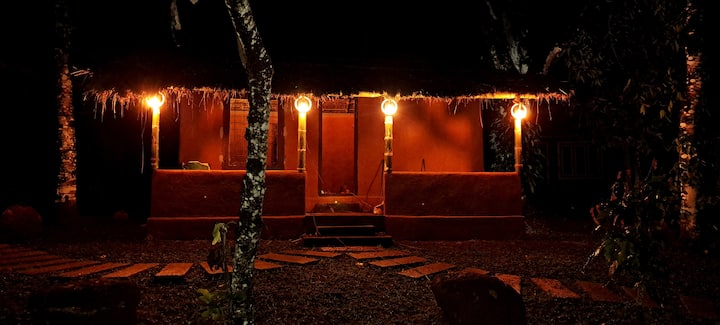 Muddies Inn Mud House - Kattappana