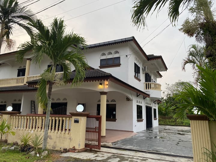 Home In Muar, Johore - Muar