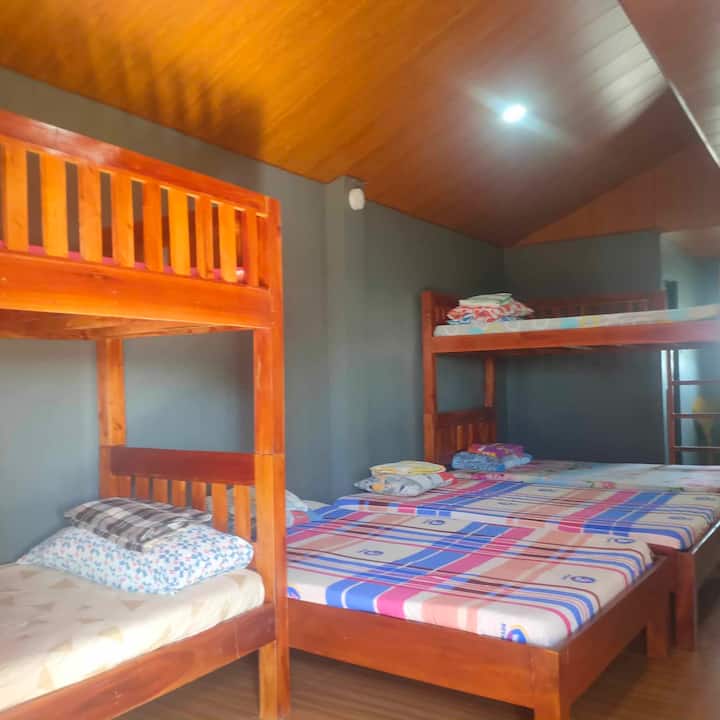 Ric-marj Vigan Transient House
3 Bedrm+dorm Type - Vigan City