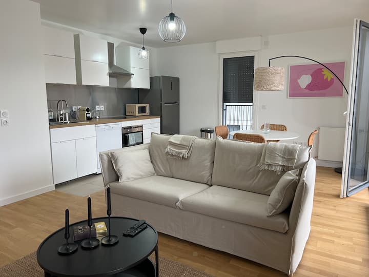 Appartement 4 Pièces Spacieux Grande Terrasse - Clichy