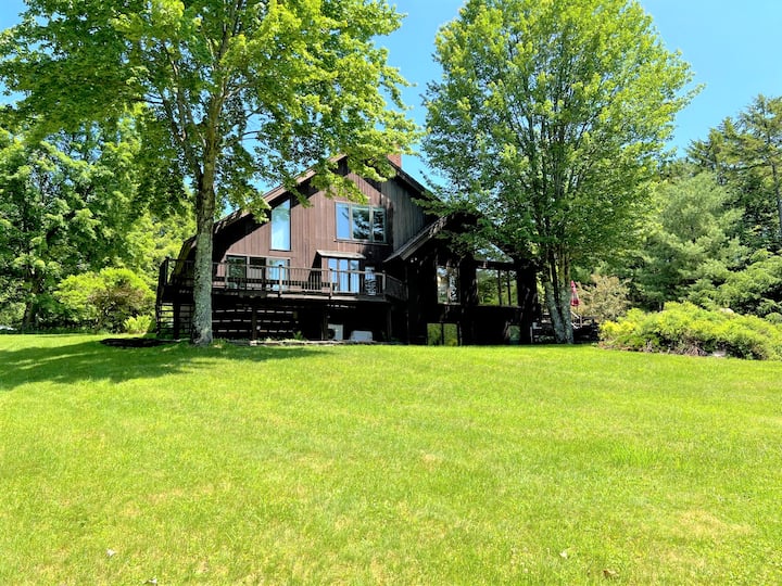 Stowe Meadows -Hot Tub-sauna-game Room - Wood Fire - Stowe, VT