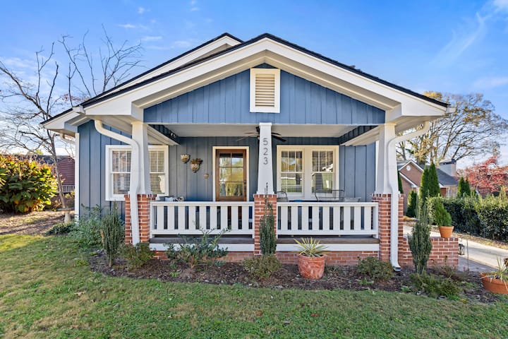 The Blue Porch | Walk To Square - Gainesville, GA