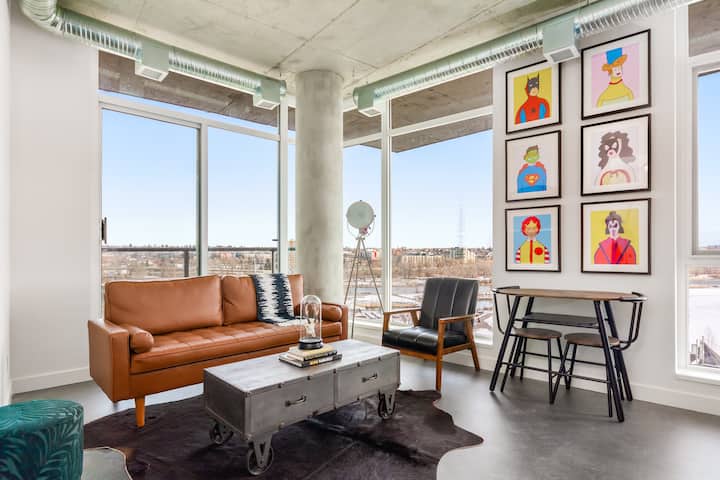 Best View & Free Parking | Executive Corner Suite - Calgary
