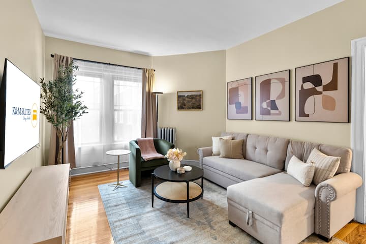 Exquisite Stay In N. Chi Steps From The Beach - Uptown - Chicago