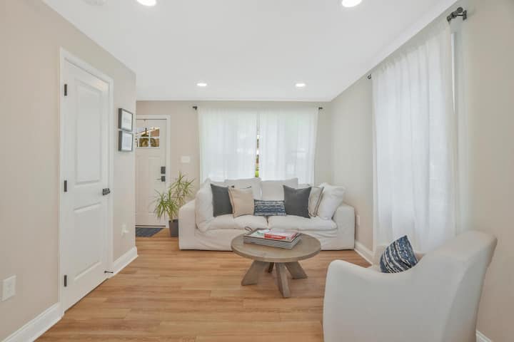 The "O": Private Room W/ Private Ensuite Bath - Washington, DC
