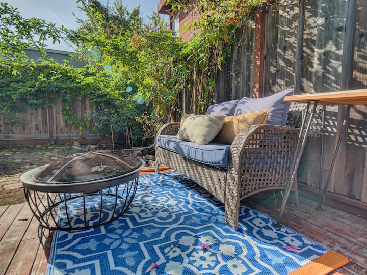 Central Berkeley Garden Oasis - Berkeley, CA