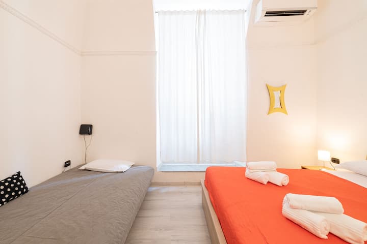 Villari Guest House - Naples
