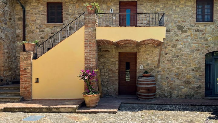 Cipresso Apartment - Volterra