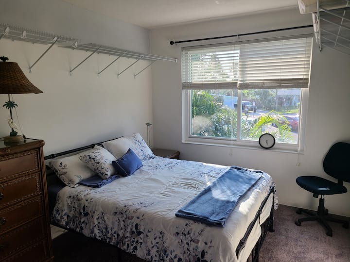 Nana's Beach City Get-a-way. - Satellite Beach