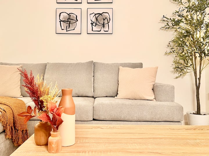 Selena | Cozy Retreat-1 Bd/1br - W/amenities - Irvine, CA
