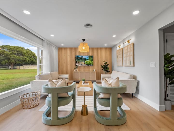Luxurious Lakefront Home Near Dt And Winter Park - Altamonte Springs, FL