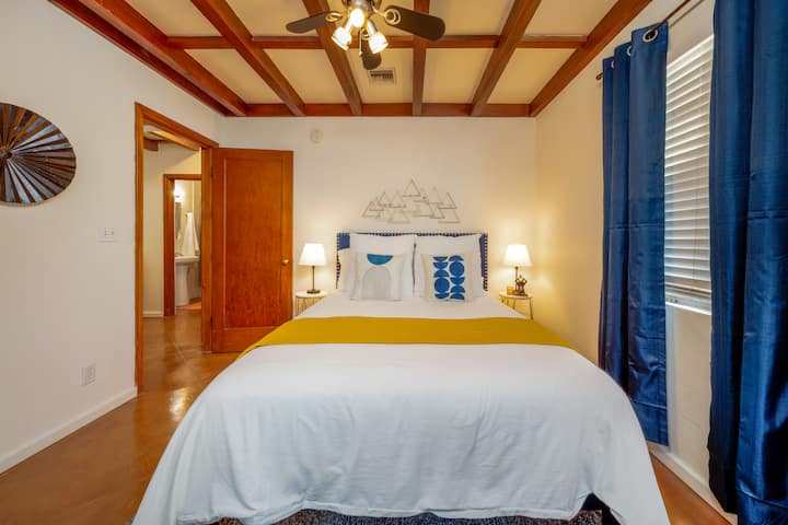 Near Tmc | Central | Fenced Yard | 3 Br & 1 Ba - Tucson, AZ