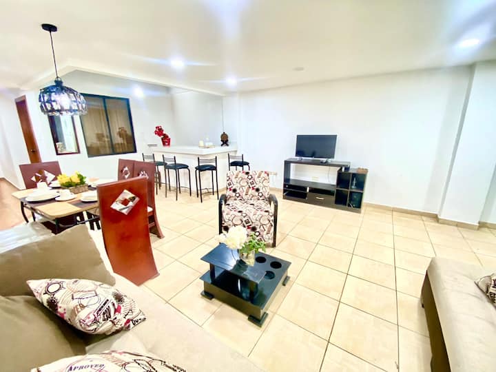Departamento Familiar En El Corazón De Cuenca - Cuenca