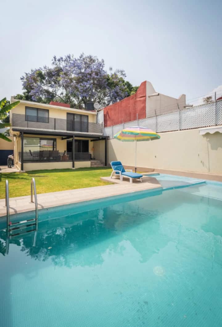 Casa Con Alberca Climatizada En Cuernavaca - Cuernavaca