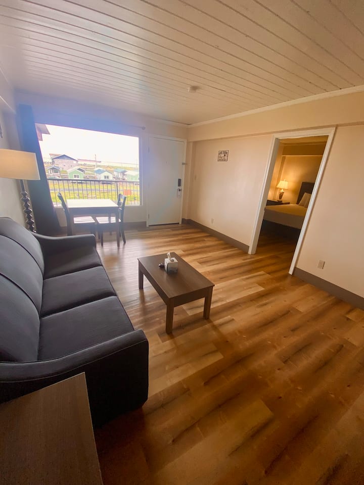 One Bedroom Suite W/ Sleeper Sofa And Ocean View - Ocean Shores, WA