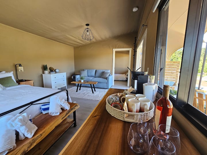 Orca Glamping Tent At Port Browning Resort - Pender Island