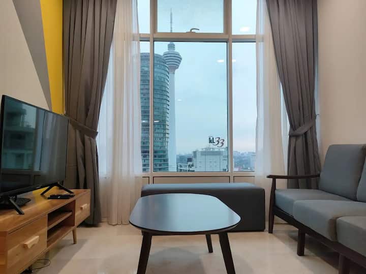 Couple 2br W/ Kl Tower View @ Sky Suite Klcc - Kuala Lumpur