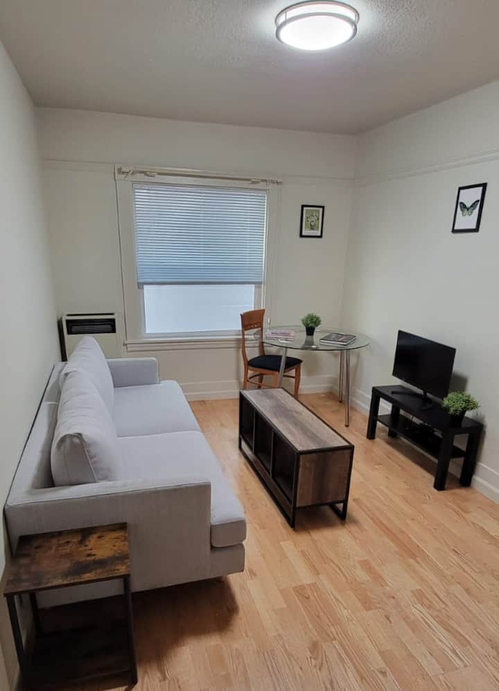 Prime Location: 2-bedroom Retreat Near Uc Berkeley - Berkeley, CA