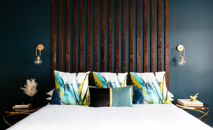 King Accessible - The Cove At Salem - Salem, MA