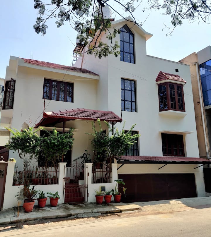 4 Bhk Villa | Entire Place | Koramangala - Bengaluru